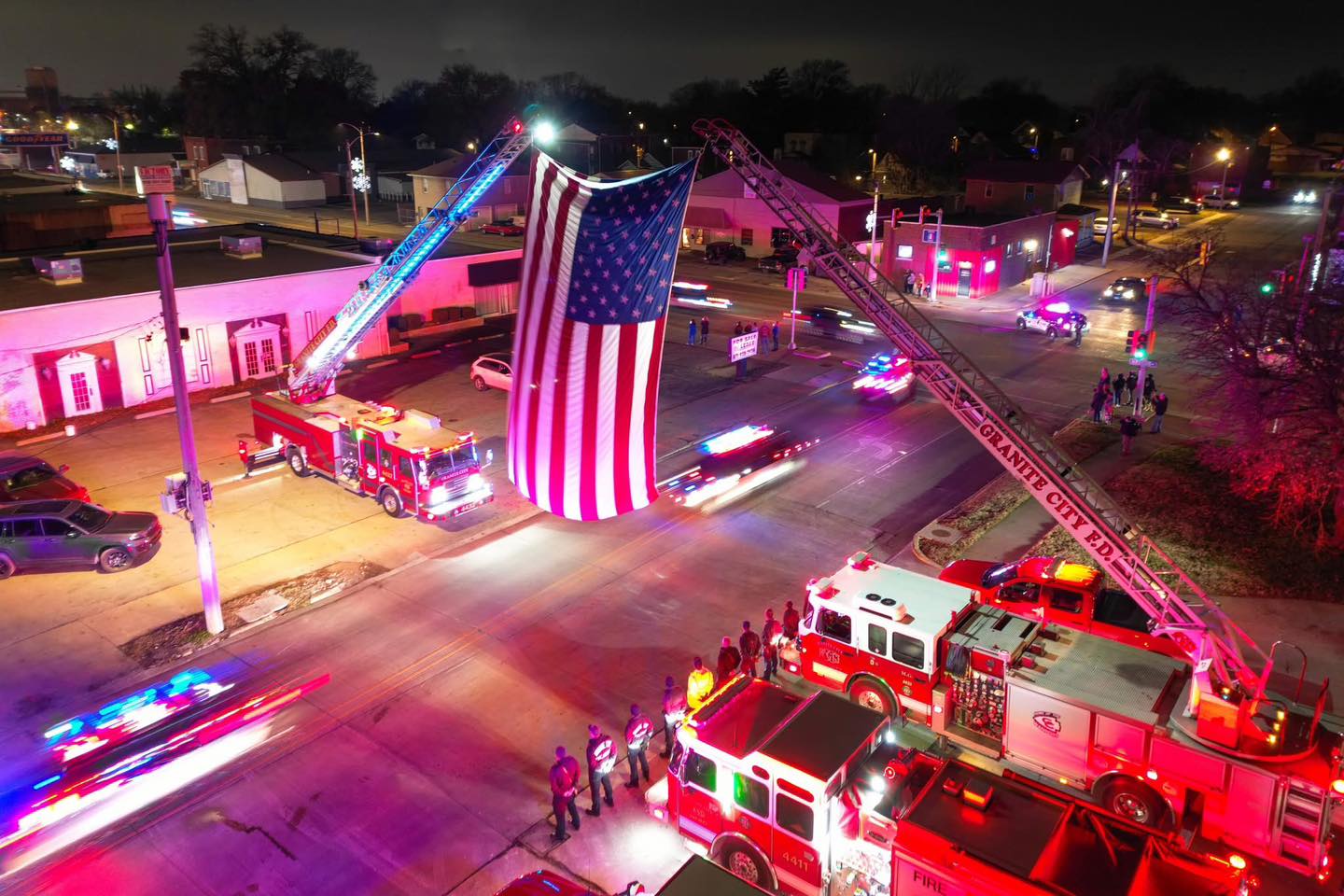 Community Celebrates the Return of Officer Tyler Timmons ...